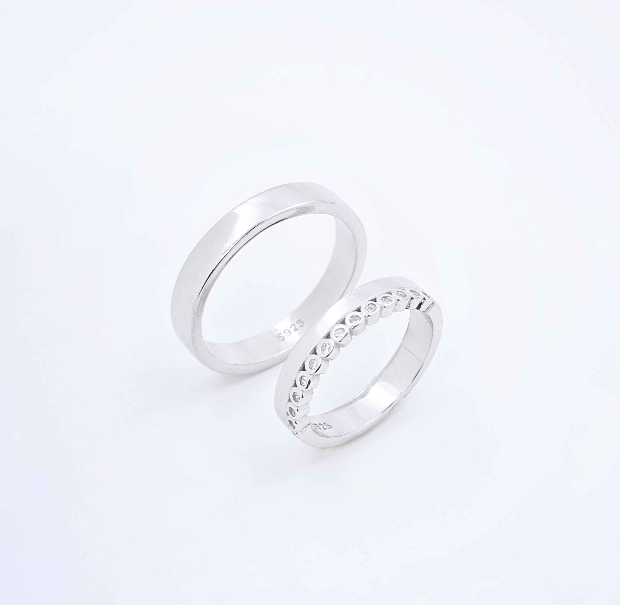 Batman & Robin (couple rings) – Saatvik Silver